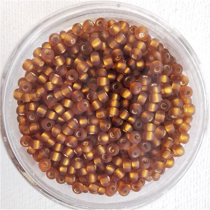 PERLE MAT SR. SRED. RJAVE 2,6MM 17G