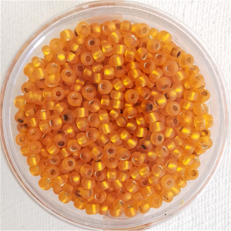 PERLE MAT SR. SRED. ORANŽNE 2,6MM 17G